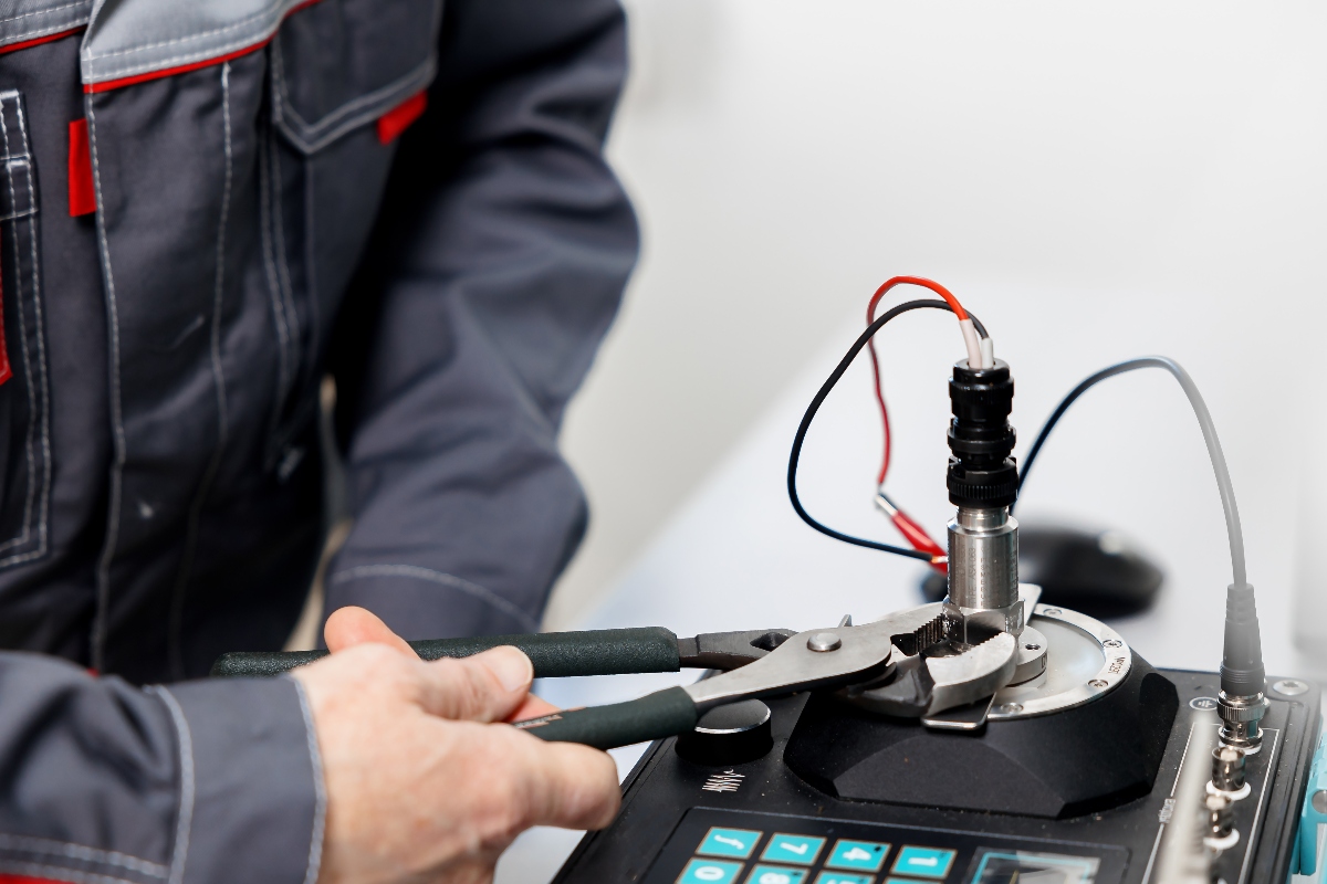 Precision measurement in multi-axis vibration systems